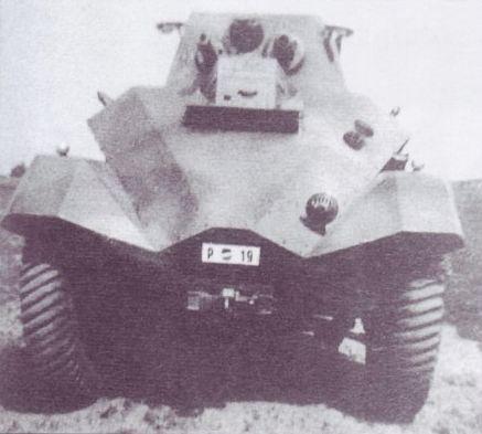 Magyar Királyi Honvédség Harcjárművei, autói.