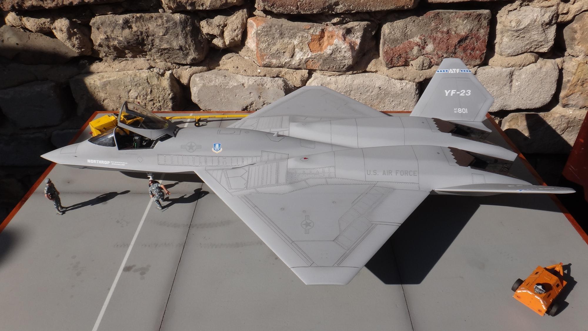 Northrop/McDonnell Douglas YF-23